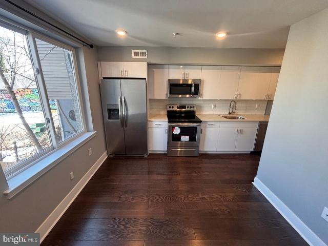 3255 Ridge Avenue # 2