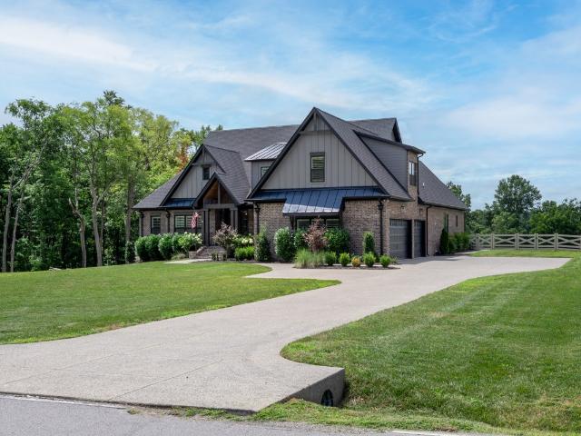 3255 Saundersville Ferry Rd