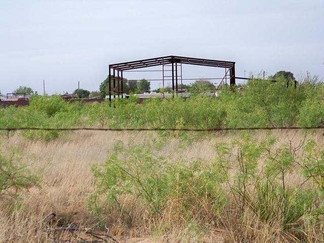 3255 Se # 2000, Andrews, TX 79714