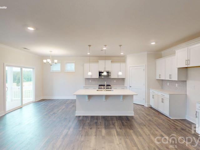 3256 Oberon Street