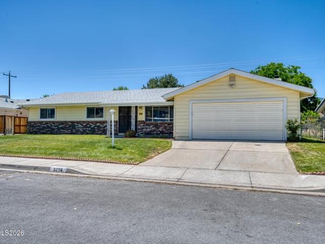 3256 Dilday Dr, Carson City, NV 89701