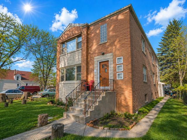 3257 N Kostner Avenue