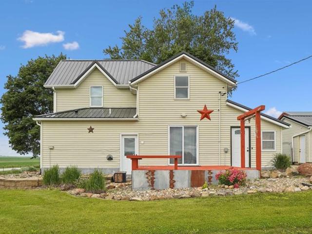 3257 nd St, Sumner, IA 50674