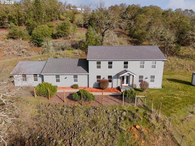 3257 NE Follett St, Roseburg, OR 97470