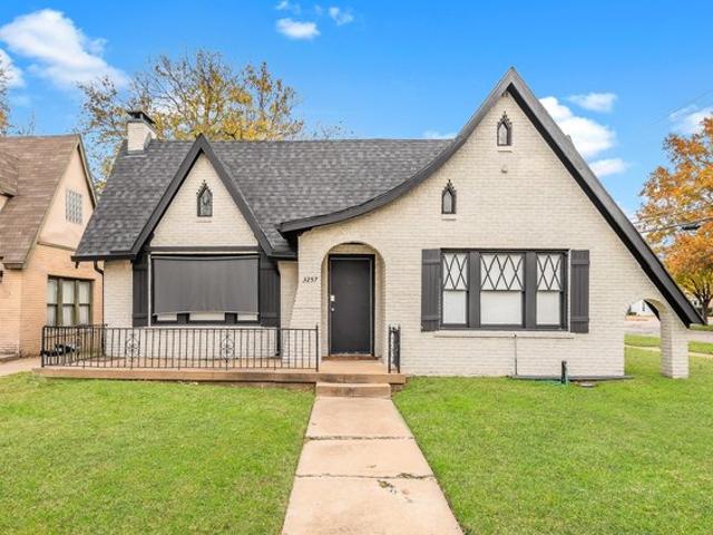 3257 Greene Ave, Fort Worth, TX 76109