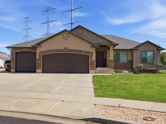 3257 W 2975 N, Plain City, UT 84404