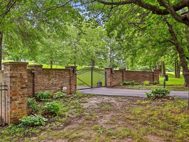 3258 S Farm Road 87
