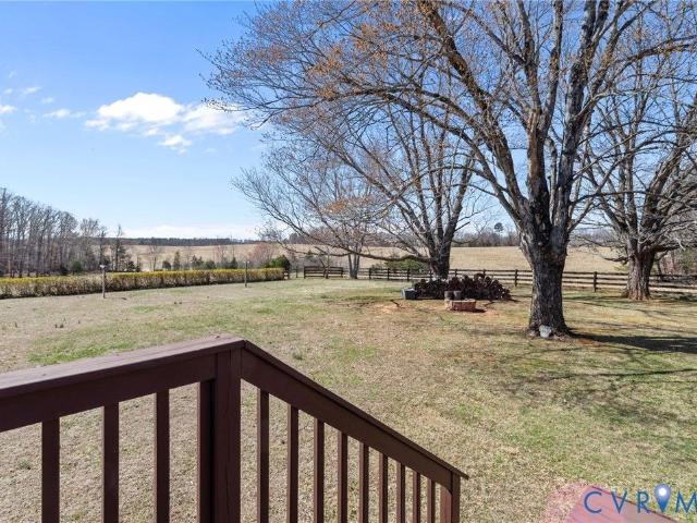 3258 W River Road, Scottsville, VA