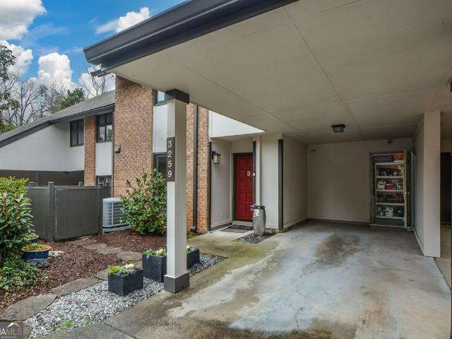 3259 Clairmont North NE