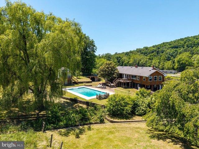 3259 Ida Rd, Luray, VA 22835