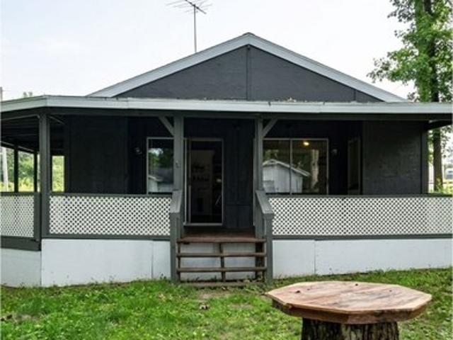 3259 W Vacation Way, Albion, IN 46701