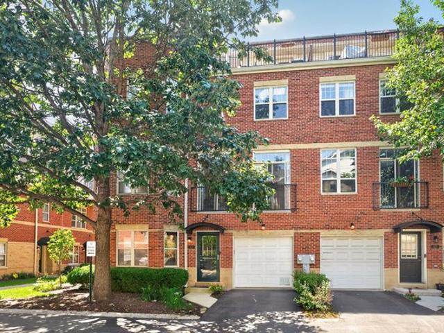 3250 N Washtenaw Ave, Chicago, IL 60618