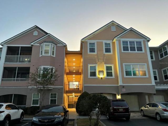 3250 Corona Village Way #202, Orlando, FL 32835