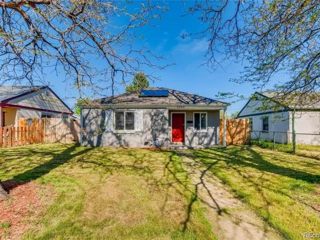 3250 Dexter St, Denver, CO 80207