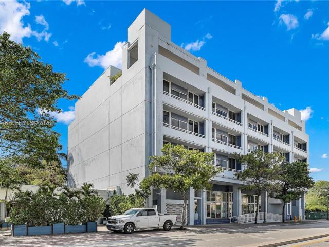 3250 Grand Ave, Unit 303, Miami, FL 33133 | MLS #A11983 | Compass