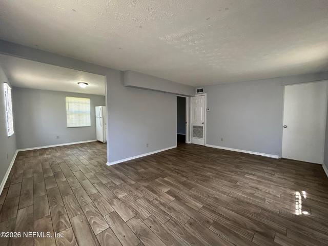 3250 Phyllis St, Jacksonville, FL 32205 | MLS #2136