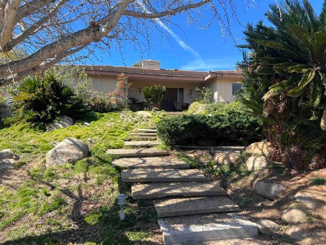 3250 Sunny Creek Rd