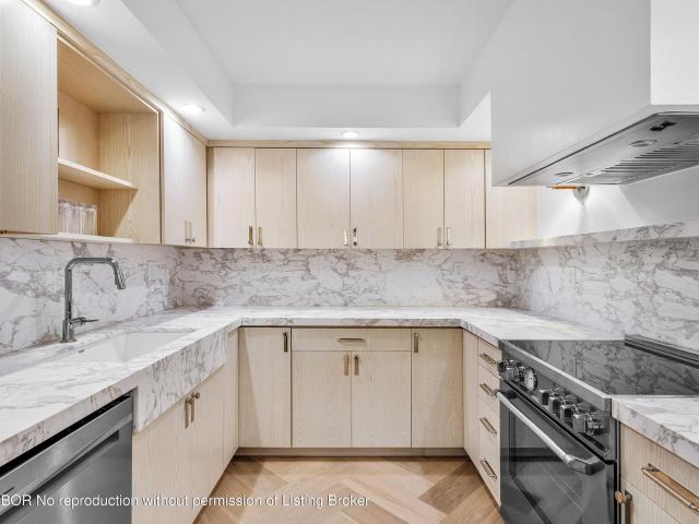 3250 S Ocean Boulevard, Palm Beach, FL