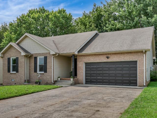 3250 S Senseney Cir