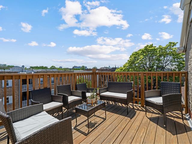 3251 N Racine Avenue # 3