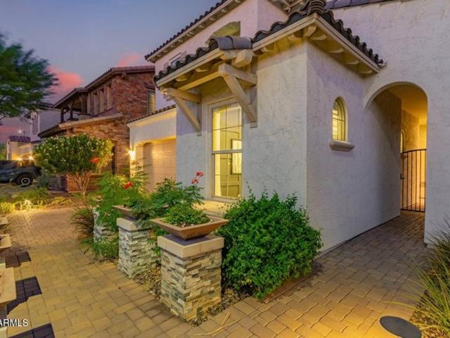 3251 E Bryce Ln, Phoenix, AZ 85050