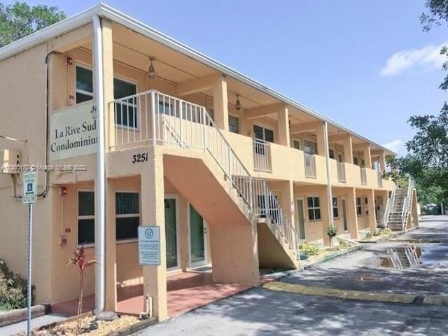 3251 SW 44th St Apt 100, Dania Beach, FL 33312