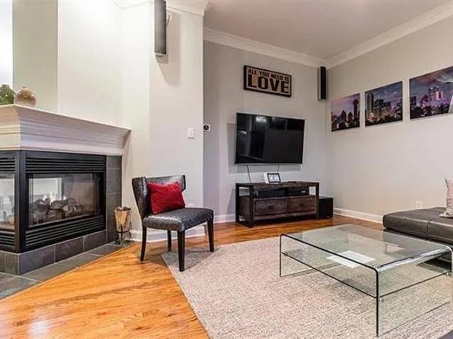 3251 San Jacinto St, Dallas, TX 75204 | MLS #21236