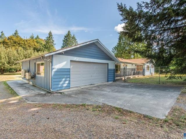 3251 Woodcock Rd, Sequim, WA 98382