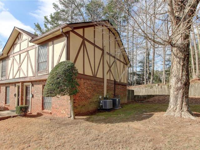 3252 Abbeywood Dr, Decatur, GA 30034 | MLS #7582 | Compass