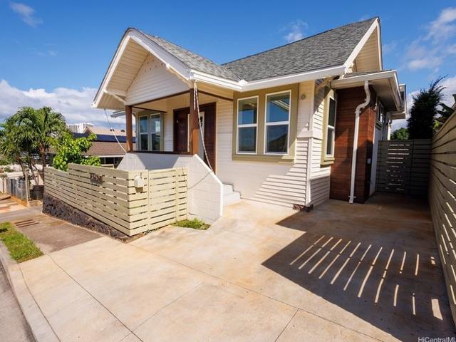 3252 Esther St, Honolulu, HI 96815
