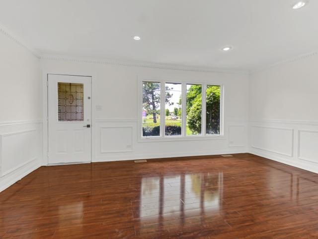 3252 87th Street