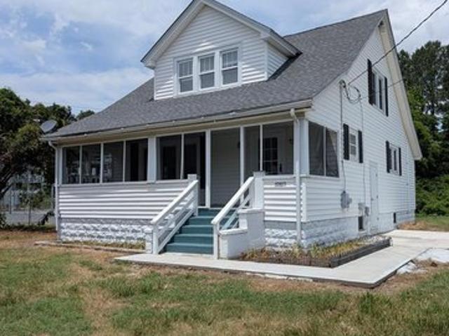 32533 Chincoteague Rd, New Church, VA 23415