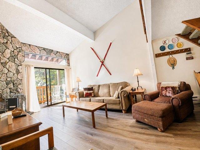 3253 Meridian Blvd Unit 260, Mammoth Lakes, CA 93546