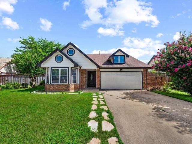 3253 Beavers Bend Trl, Grand Prairie, TX 75052