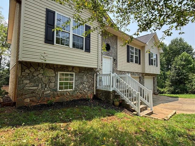3253 Capital Court