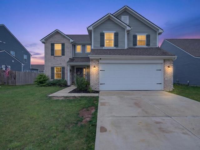 3253 Sand Walk Dr, Kokomo, IN 46902