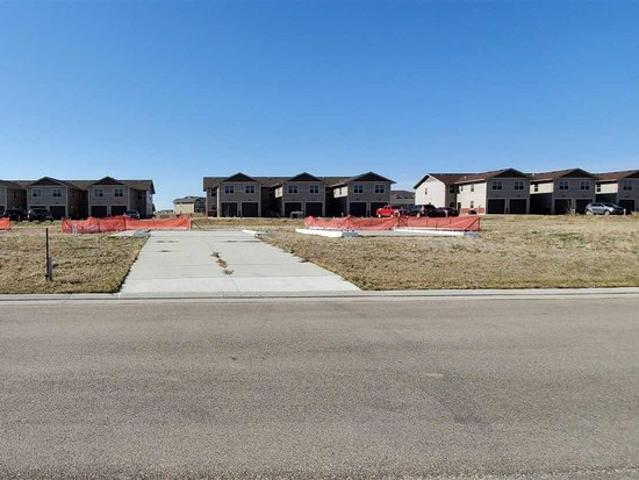 325 14th St NE Lot 4, Tioga, ND 58852