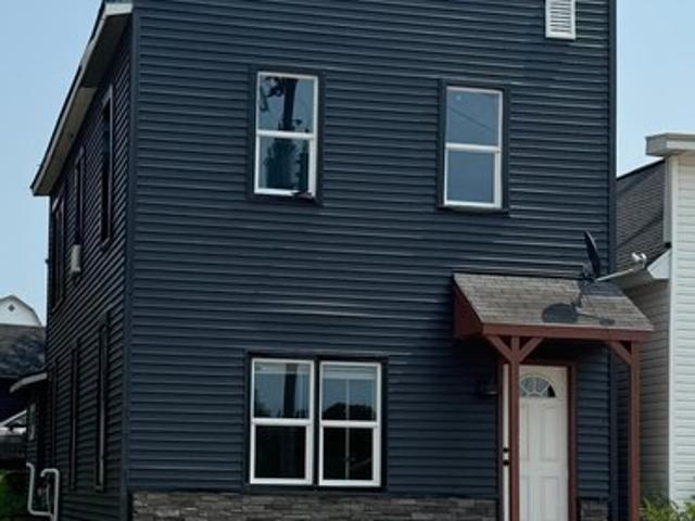 325 1st St, Glenwood City, WI 54013