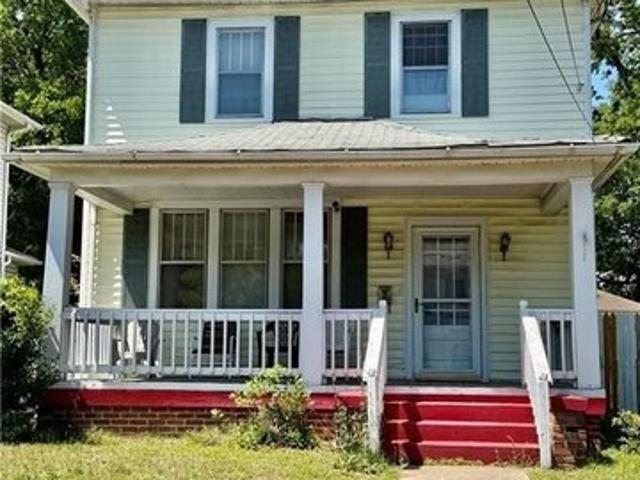 325 63rd St, Newport News, VA 23607