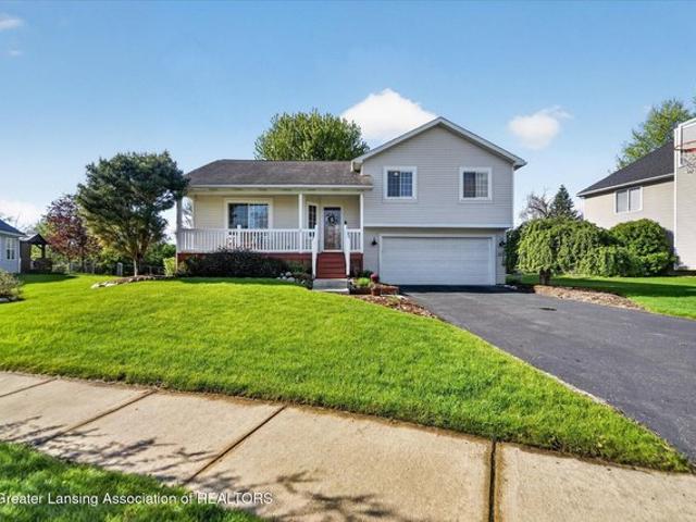 325 Coventry Ln, Mason, MI 48854