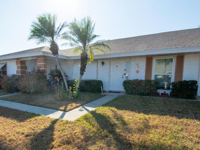 325 Colony Ln Apt B, Fort Pierce, FL 34982