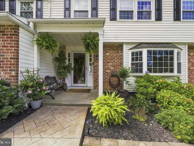 325 Colonial Drive
