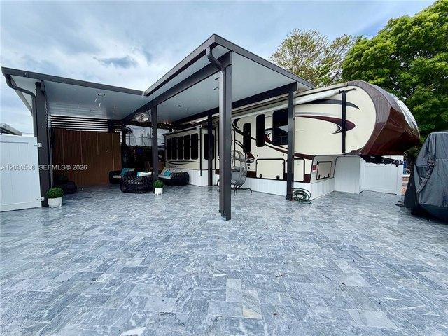 325 Calusa St # 409, Key Largo, FL 33037