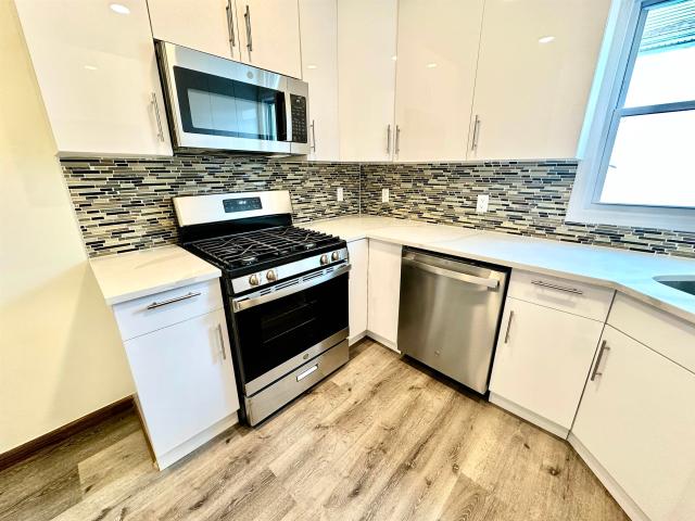 325 Central Ave # 2
