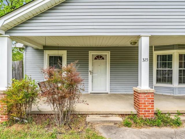 325 Central Ave, Starkville, MS 39759