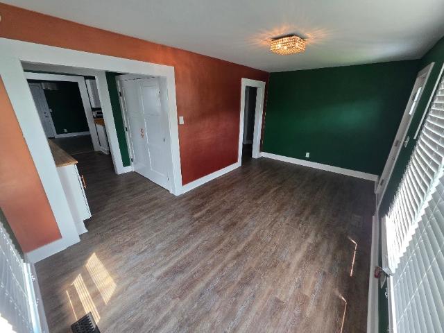 325 Cherry St