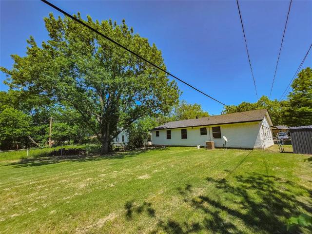 325 Clary Dr, Mesquite, TX 75149 | MLS #21161
