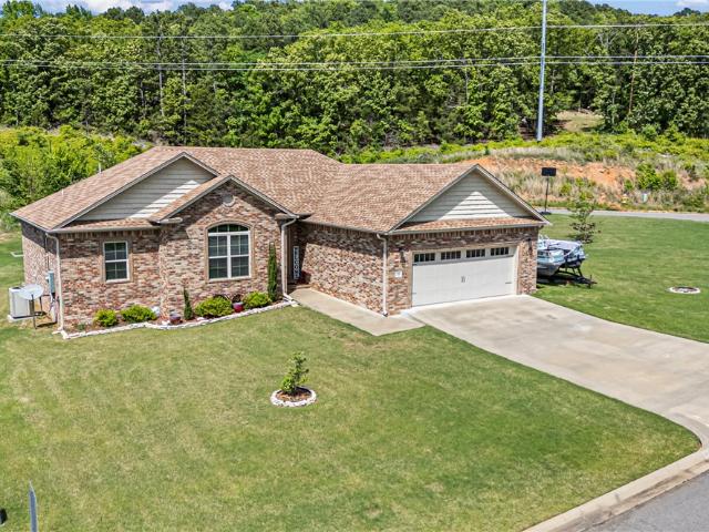 325 Crestwood Lane