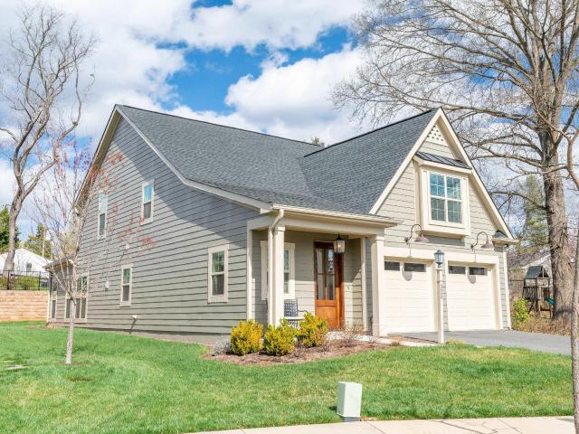 325 agatha ridge ct