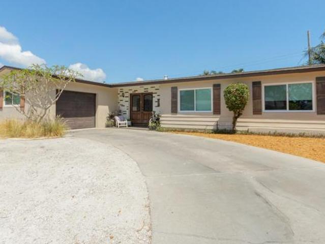 325 Apollo Dr, Satellite Beach, FL 32937